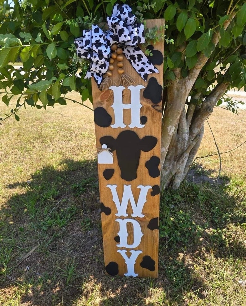 Howdy Porch Leaner , Cow , Farmhouse , Cute , Howdy Leaner , Porch ...