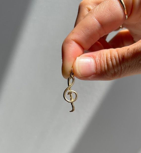 Vintage 14k Yellow Gold Treble Clef Music Symbol Charm - Gem