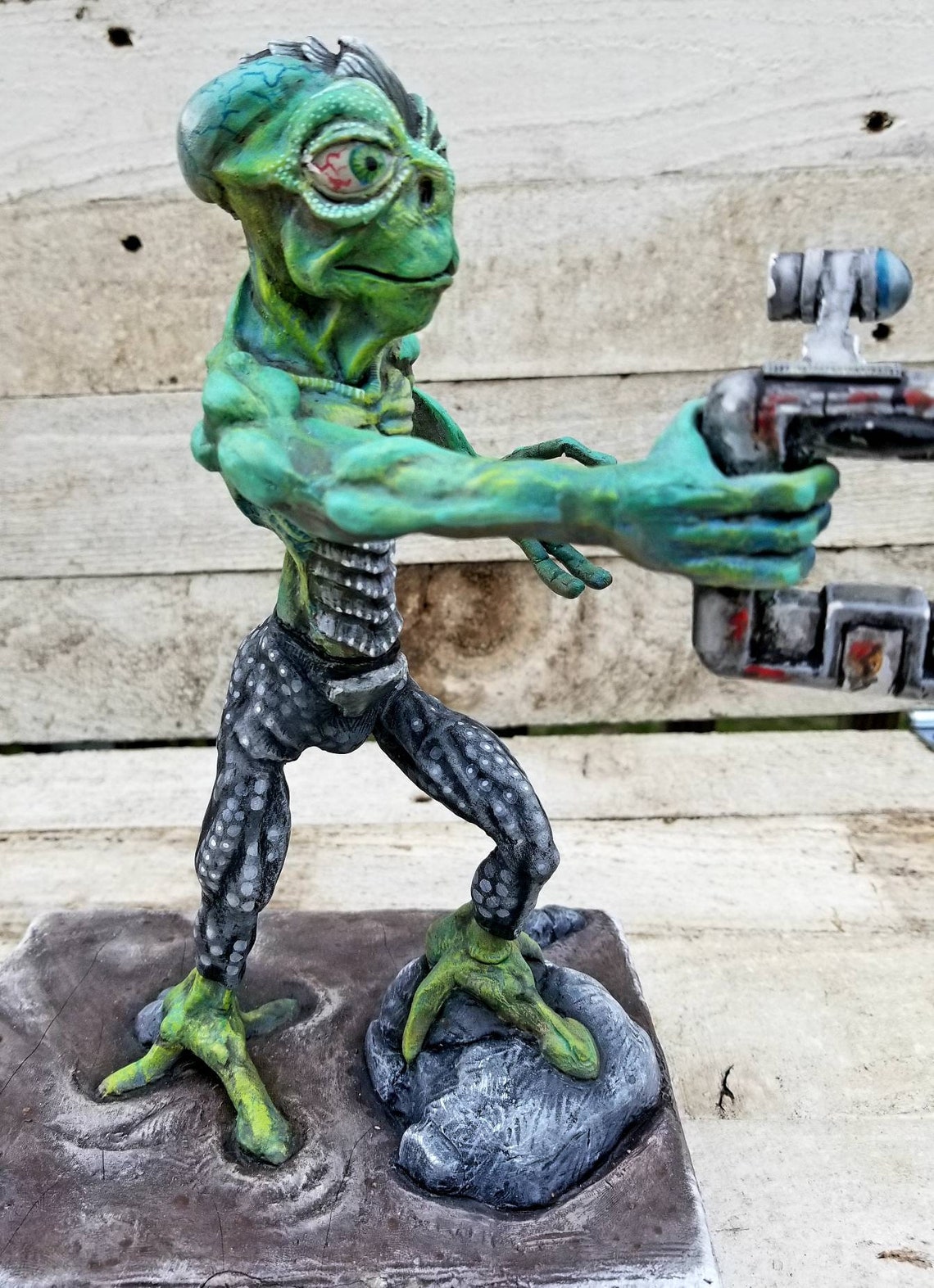 Green Alien Alien Sculpture Creature Sculpture Outer Space | Etsy