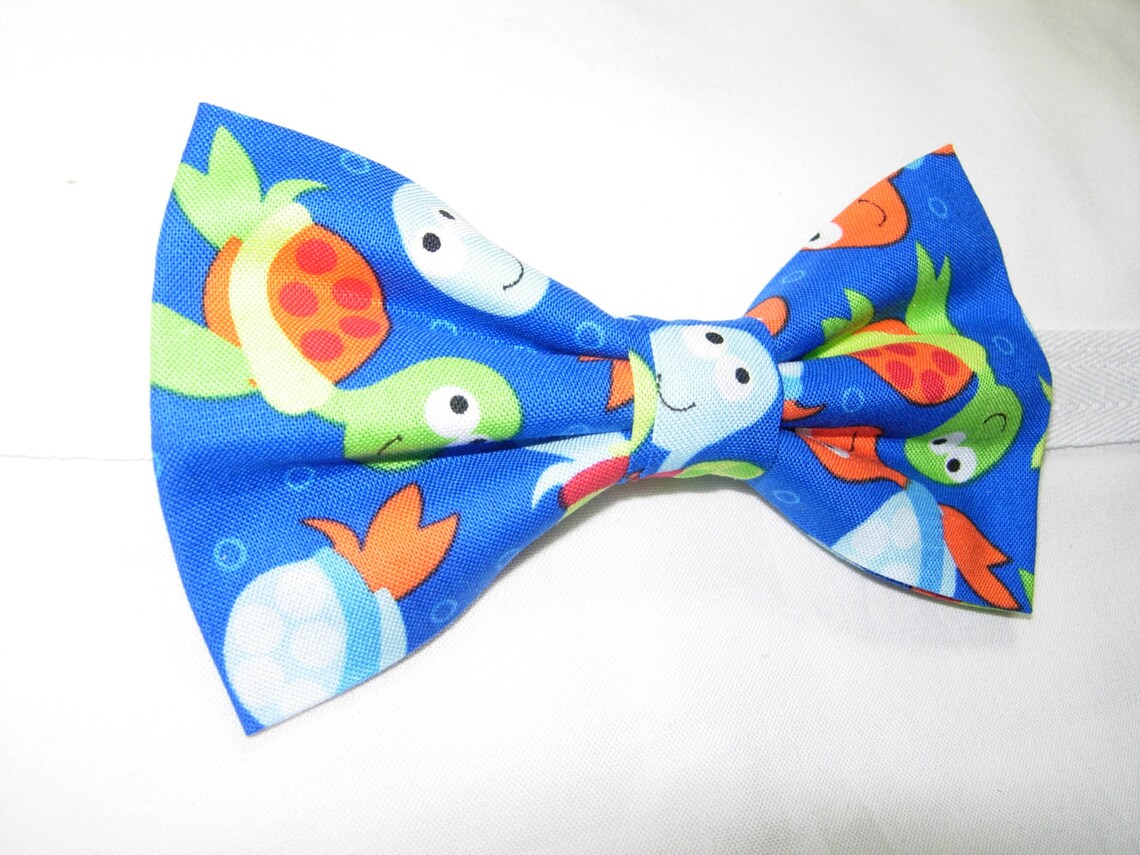 Sea Turtles Bow Tie Baby Sea Turtles on Blue Pre-tied Bow - Etsy