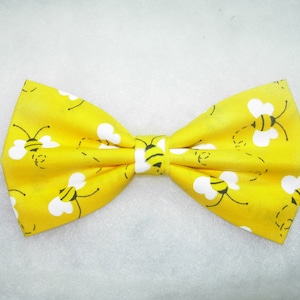 Bees Bow Tie, Honey Bees on Yellow, Bumble Bees, Pre-tied Bow Tie, Bow ...