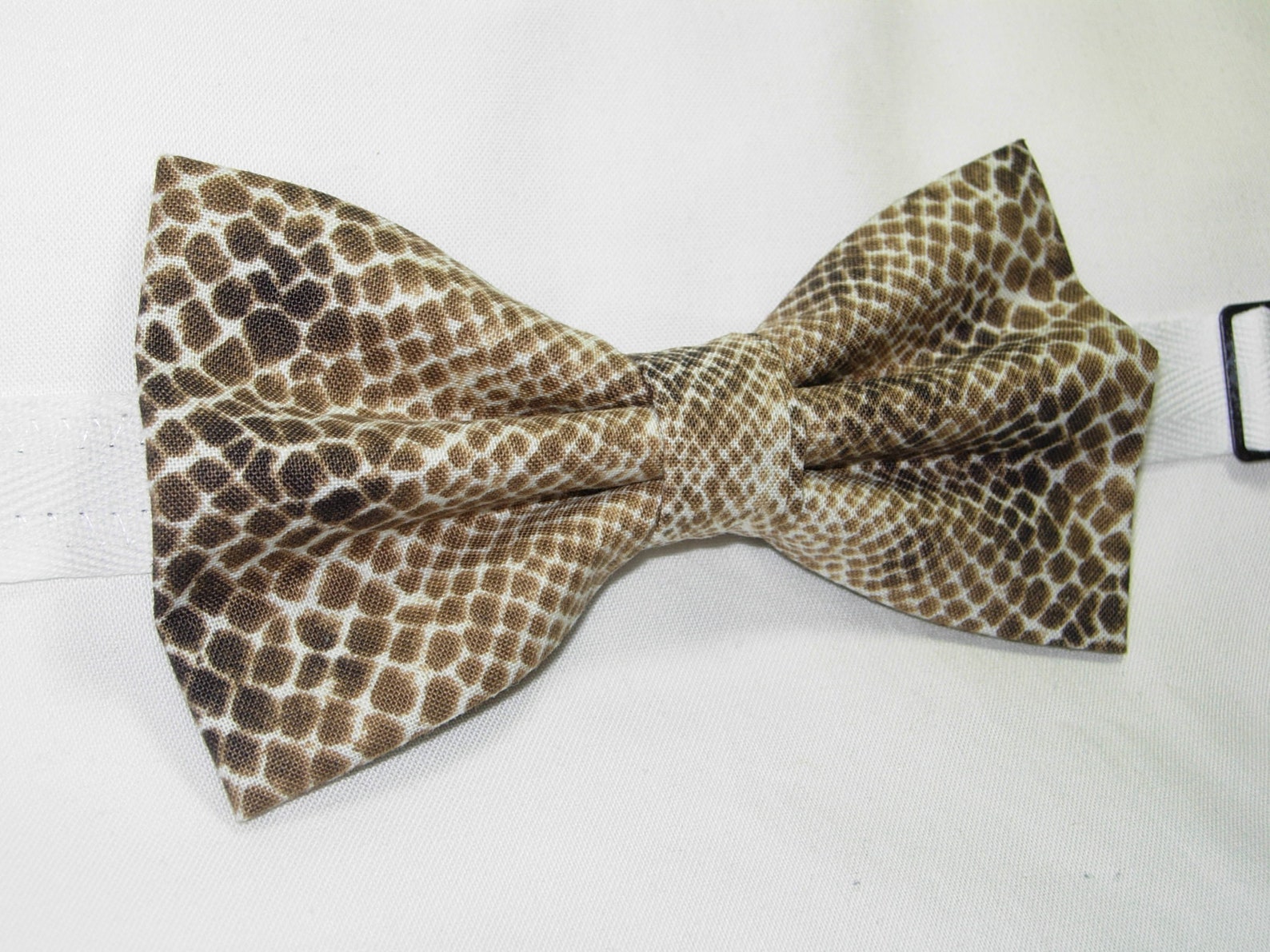 Snake Skin Bow Tie Taupe & Tan Snake Skin Design Pre-tied - Etsy
