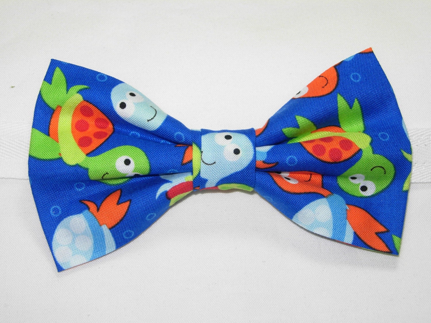 Sea Turtles Bow Tie Baby Sea Turtles on Blue Pre-tied Bow - Etsy