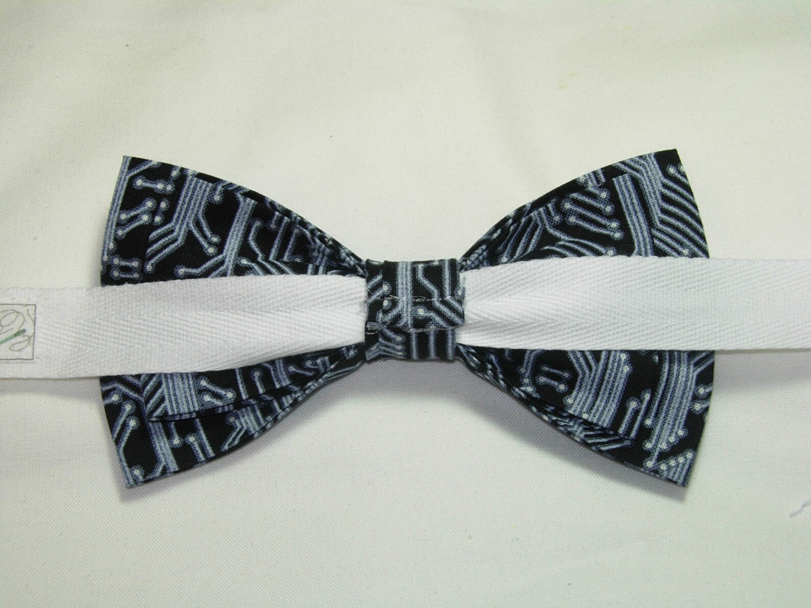 Computer Geek Bow Tie Silver PC Circuit Board on Black - Etsy