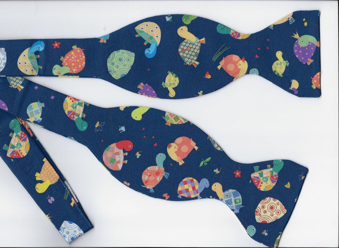 Turtle Bow Tie Playful Turtles on Navy Blue Self-tie or - Etsy