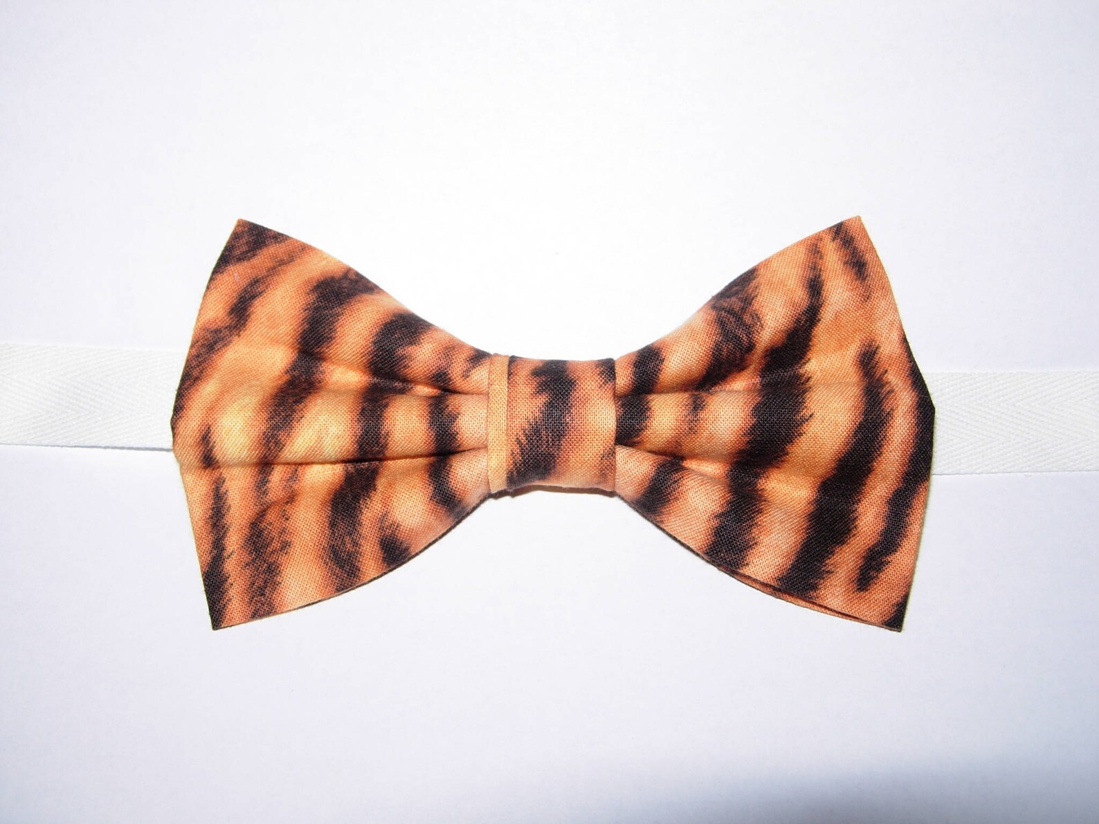 Tiger Print Bow Tie Furry Looking Tiger Stripes Self-tie or - Etsy