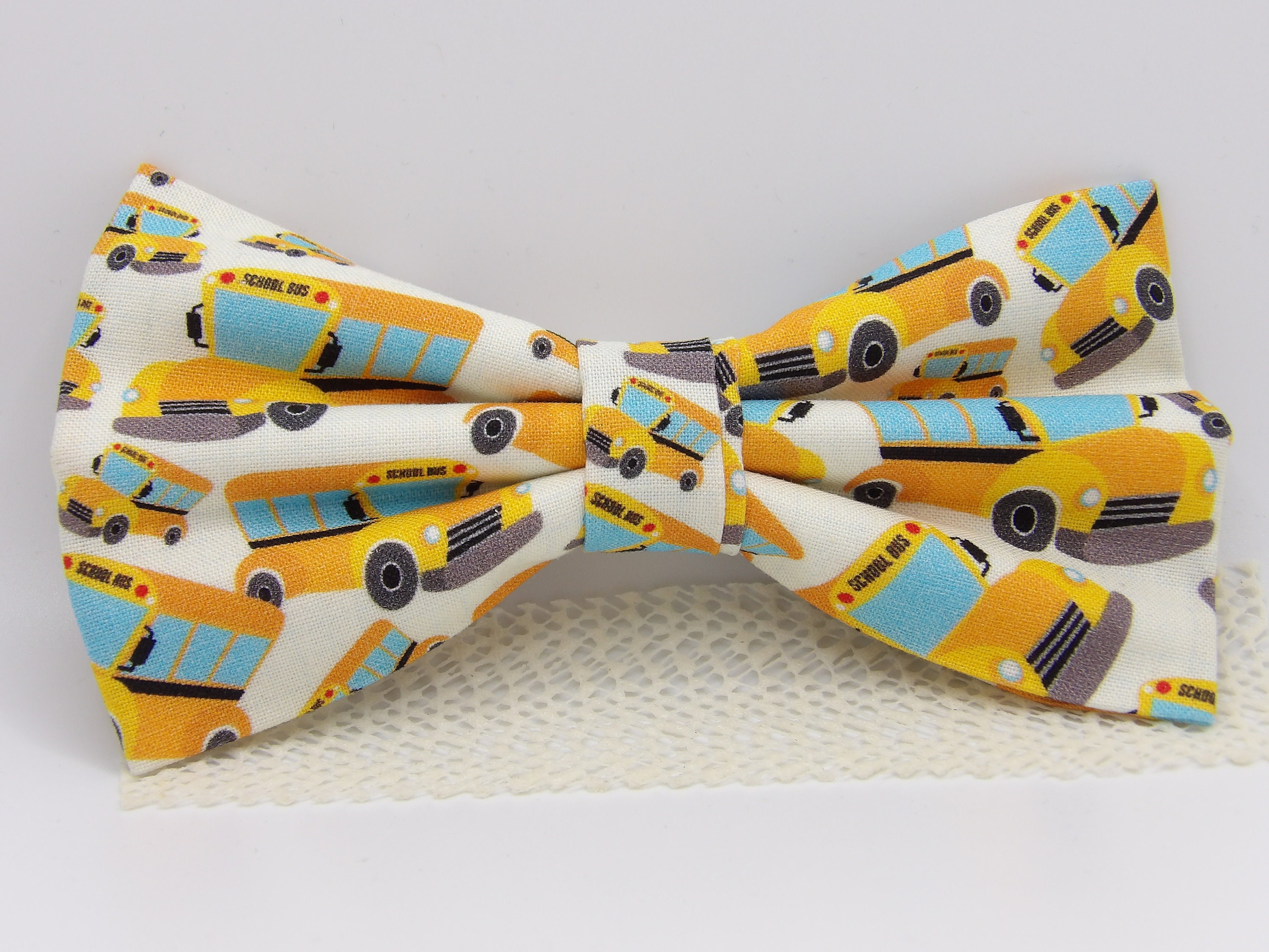 School Bus Bow Tie Yellow School Buses on Cream Pre-tied Bow - Etsy