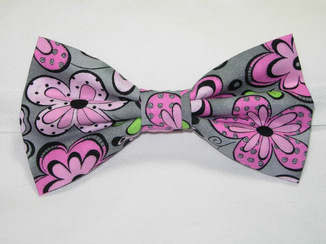 Retro Bow Tie Pink Flowers on Gray Pre-tied Bow Tie Flower | Etsy