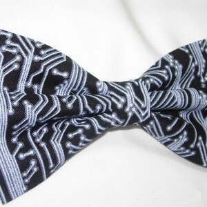 Computer Geek Bow Tie, Silver PC Circuit Board on Black, Pre-tied Bow ...