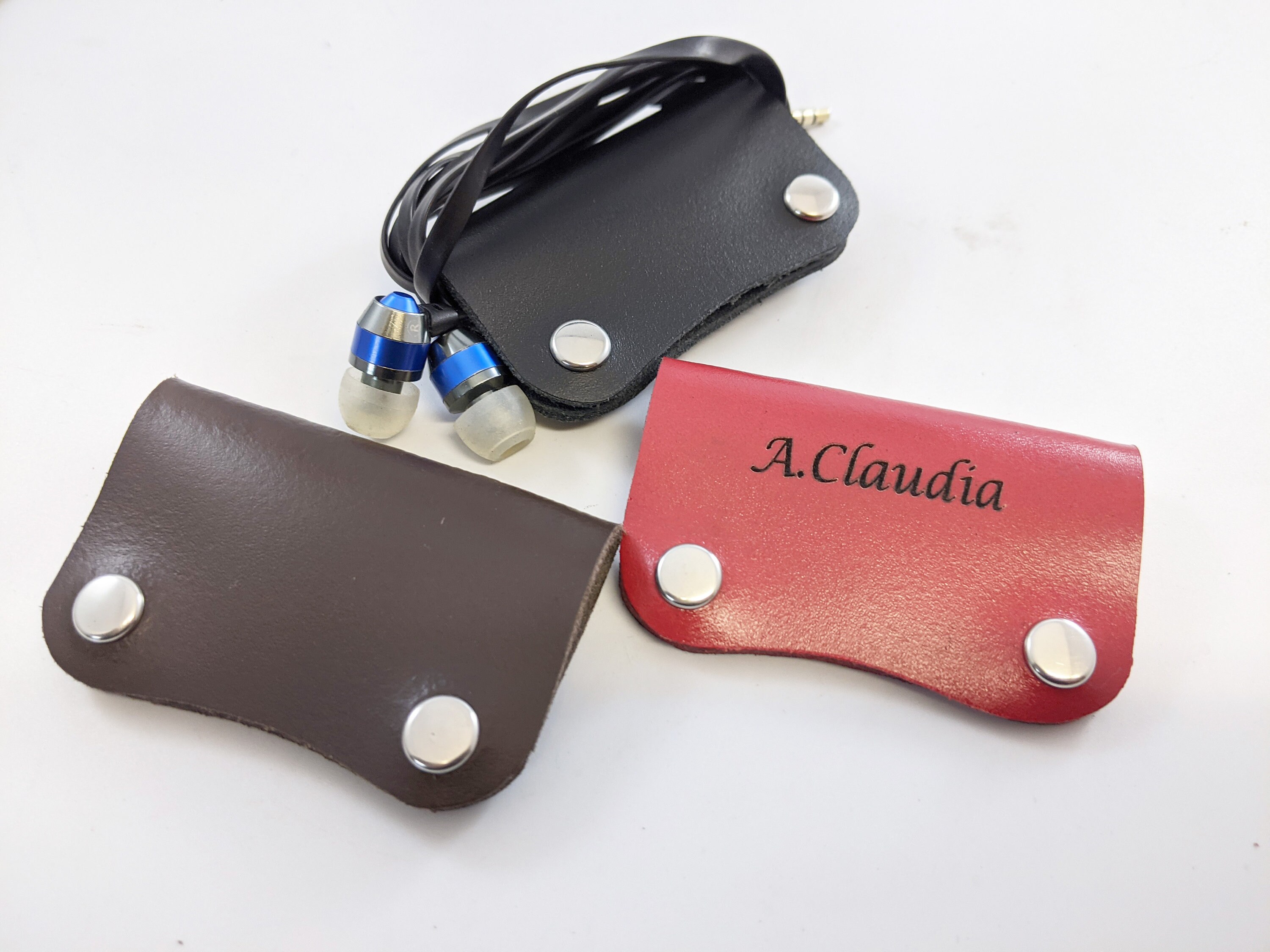 Personalised Leather Earbuds Cable Organiser Earphone Holder - Etsy UK