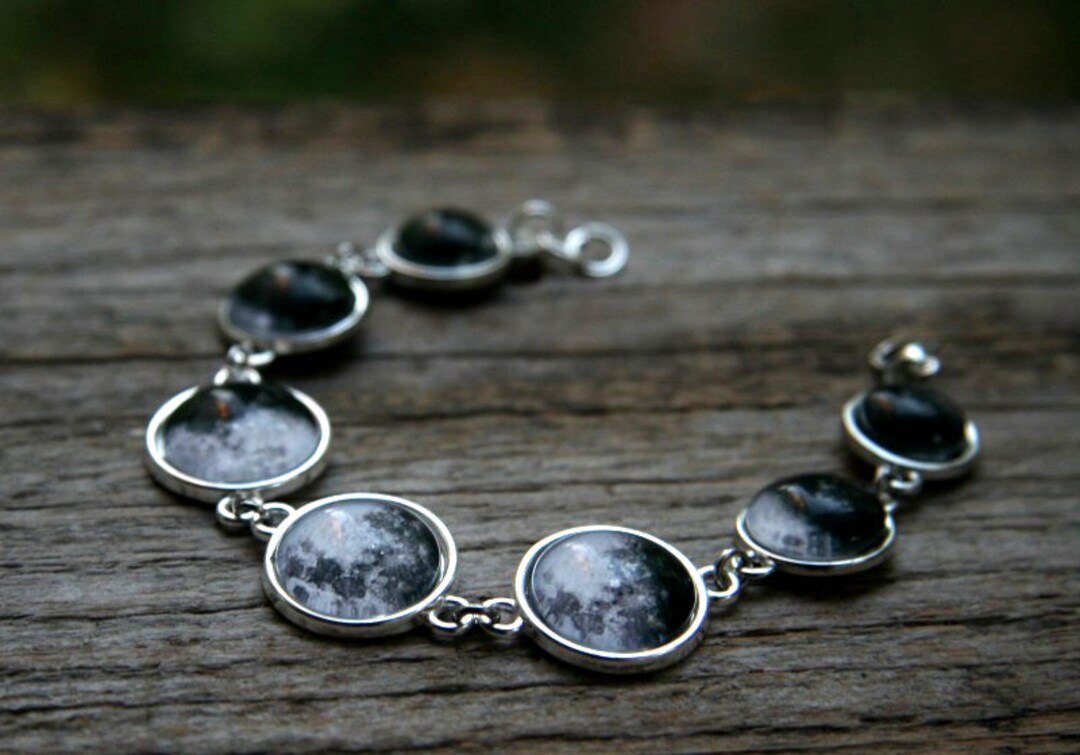 Moon Phase Bracelet, Bracelet With Moon Phases, Solar System Bracelet ...