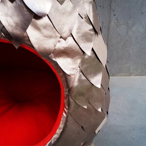 Cat Bed Dragon Egg, House of the Dragon Bed, Game of Thrones Furniture ...