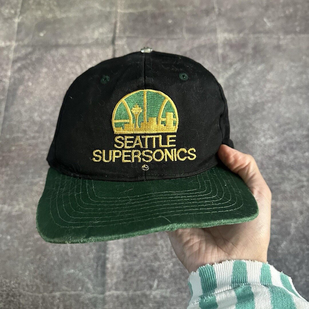 Men's Vintage 90's Seattle Supersonics Black Green Plain Logo Snapback ...