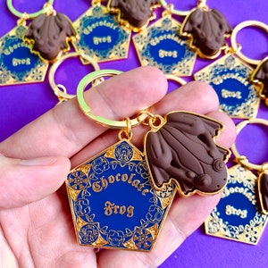 Harry Potter Chocolate Frog Keychain - Etsy