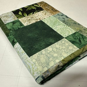 Green Patchwork Unfinished Quilt Top, 55 X 68, Lap or Throw Size - Etsy