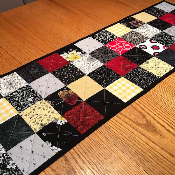 Quilted Table Runner - Etsy