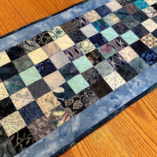 Quilted Table Runner - Etsy
