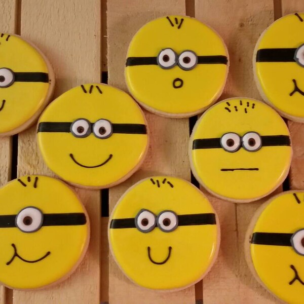 Minion Cookies - Etsy