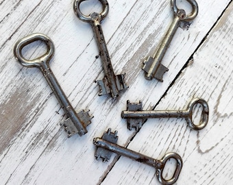 Old skeleton keys | Etsy