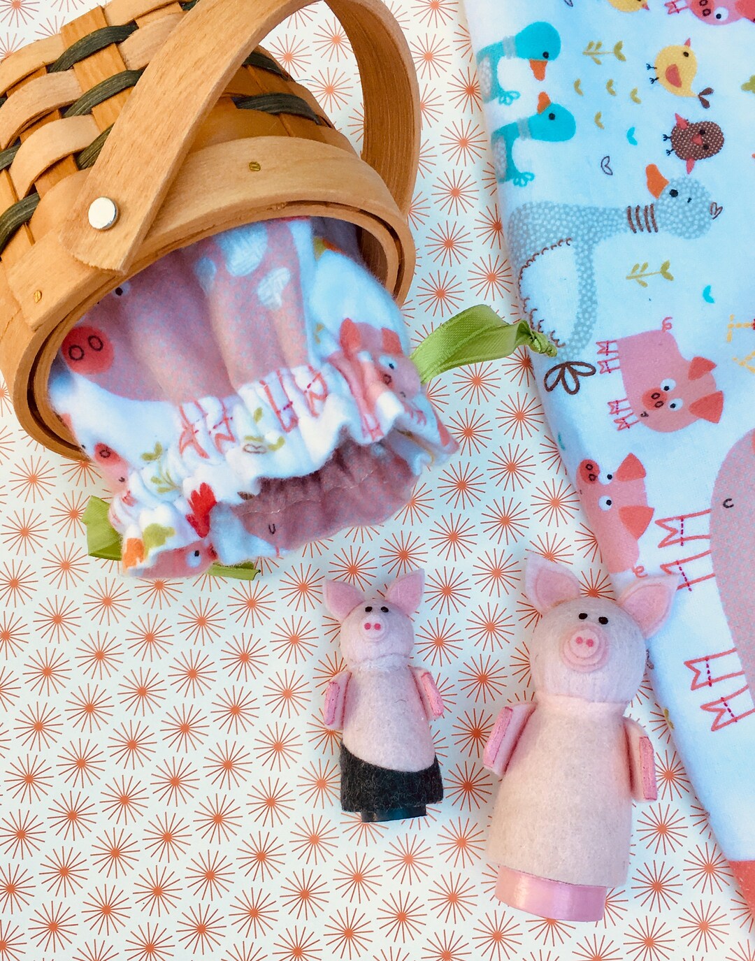 Wooden Peg Pigs in Drawstring Lined Basket, Handmade Wool Felt Peg Pigs ...