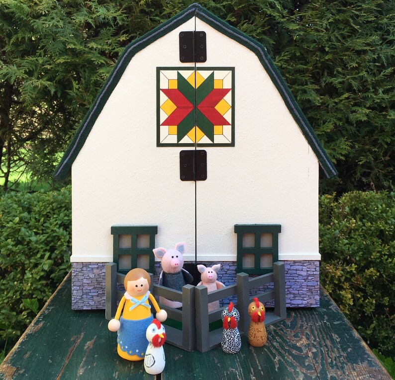 Wood Toy Barn With 13 Peg Farm Animals, Farmer and Wife, Handmade Green ...