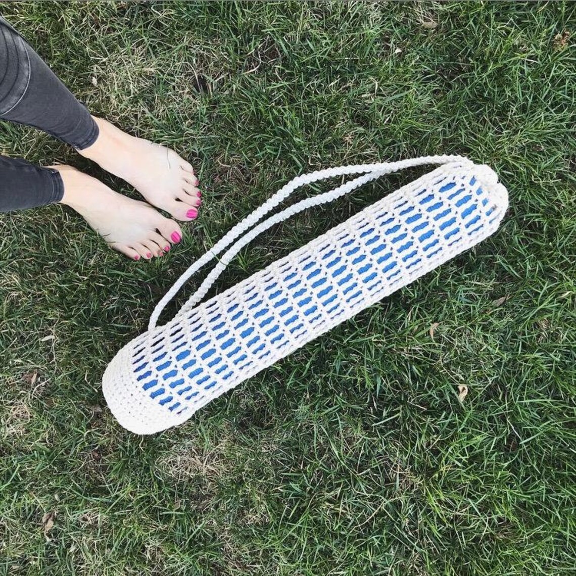 Crochet Pattern // find Your Balance Mat Bag // | Etsy