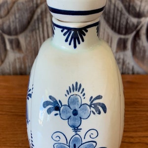 Vintage Dutch Blauw Delfts Distel Decanter With Hand-painted Peony Roses Design and Cork Stopper ...