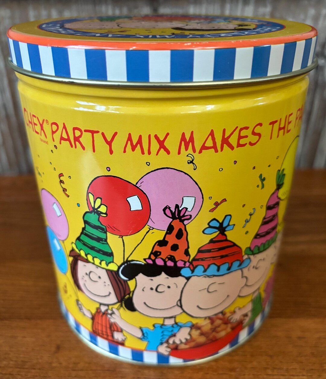 Vintage Peanuts Characters/charlie Brown CHEX Party Mix Empty Metal Tin ...