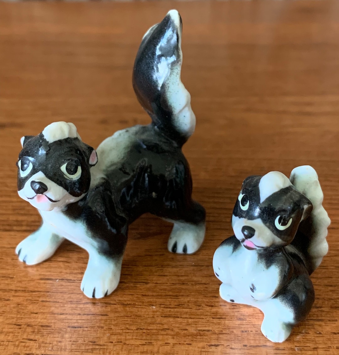 Vintage Porcelain Miniature Skunks Mother and Baby Figurines - Japan - Etsy
