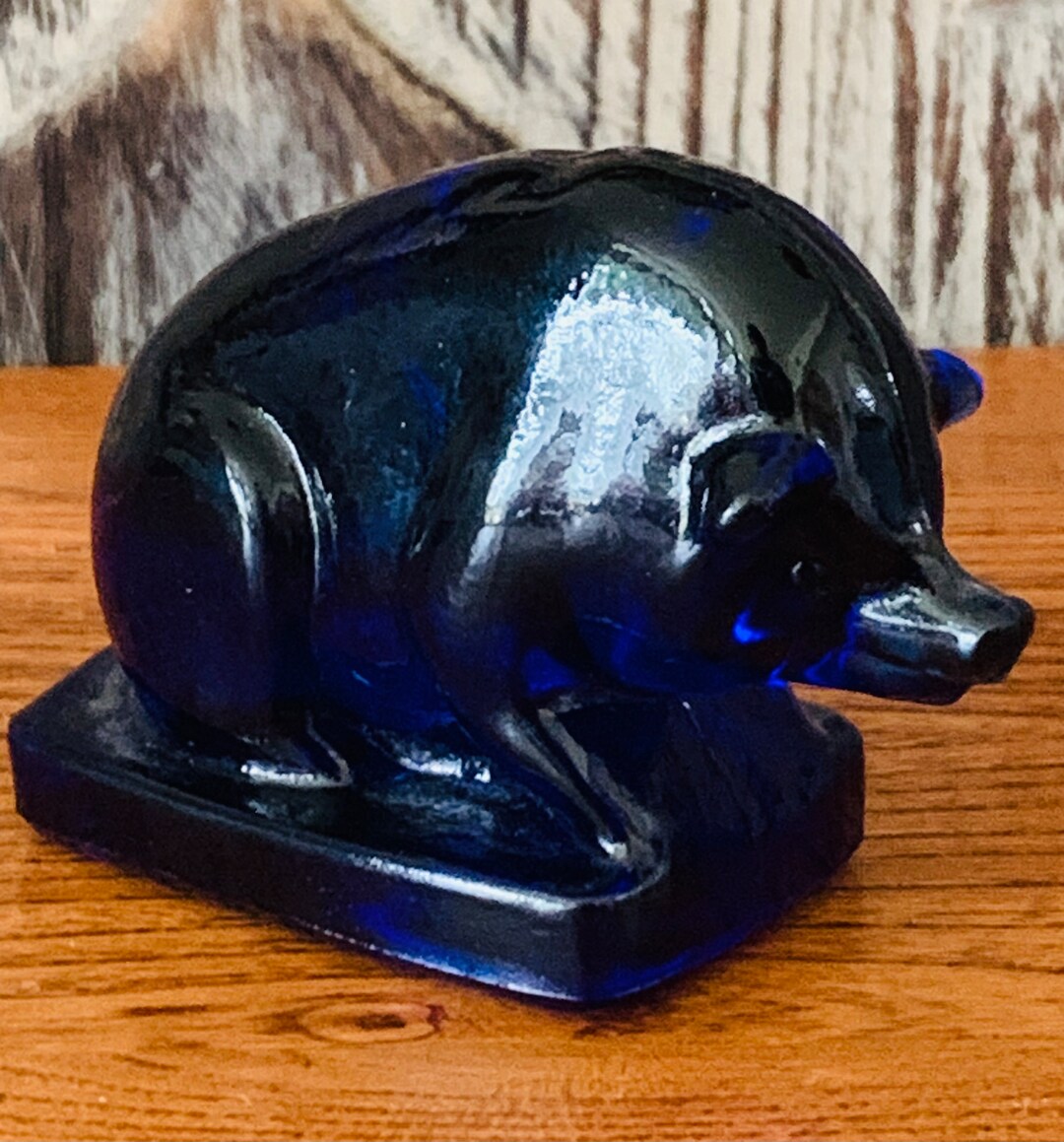 Vintage Cobalt Blue Glass Boar Pig/hog Sitting Figurine - Etsy