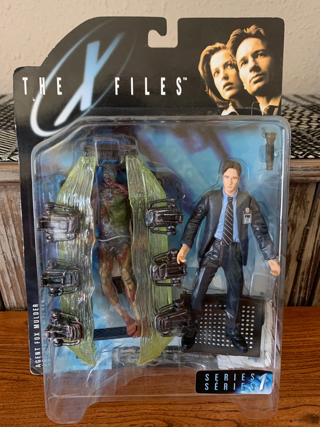 Vintage the X Files Agent Fox Mulder Series 1 Action Figure NIP by ...