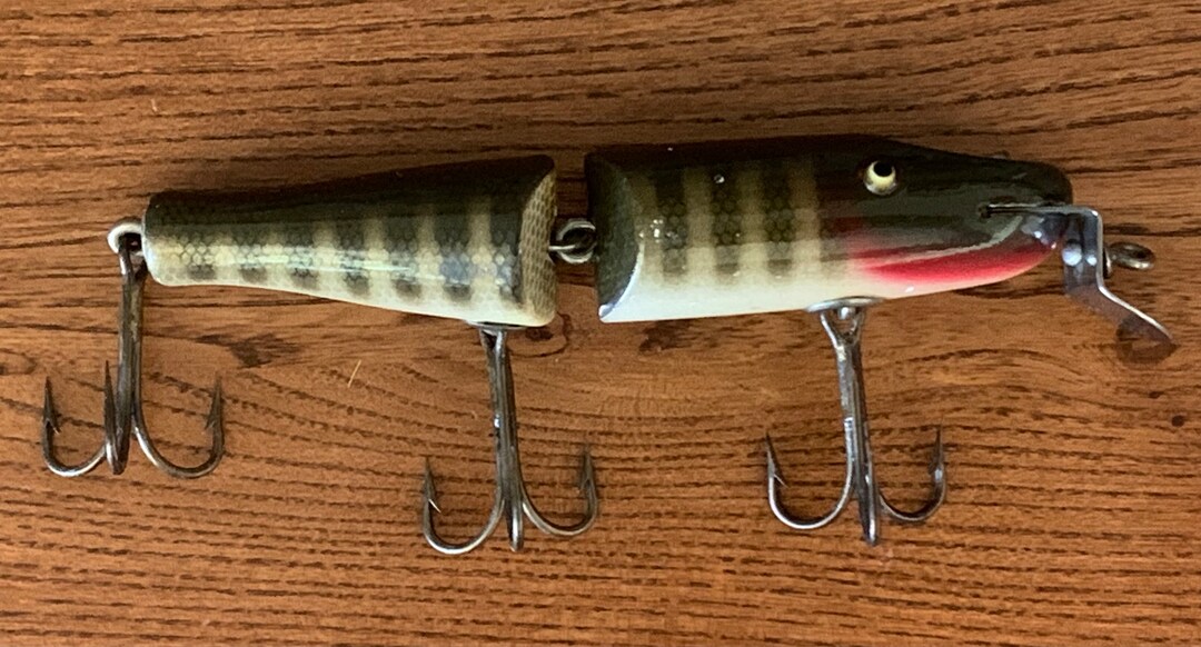 Vintage Wooden PIKIE MINNOW Jointed Fishing Lure With 3 Treble Hooks ...