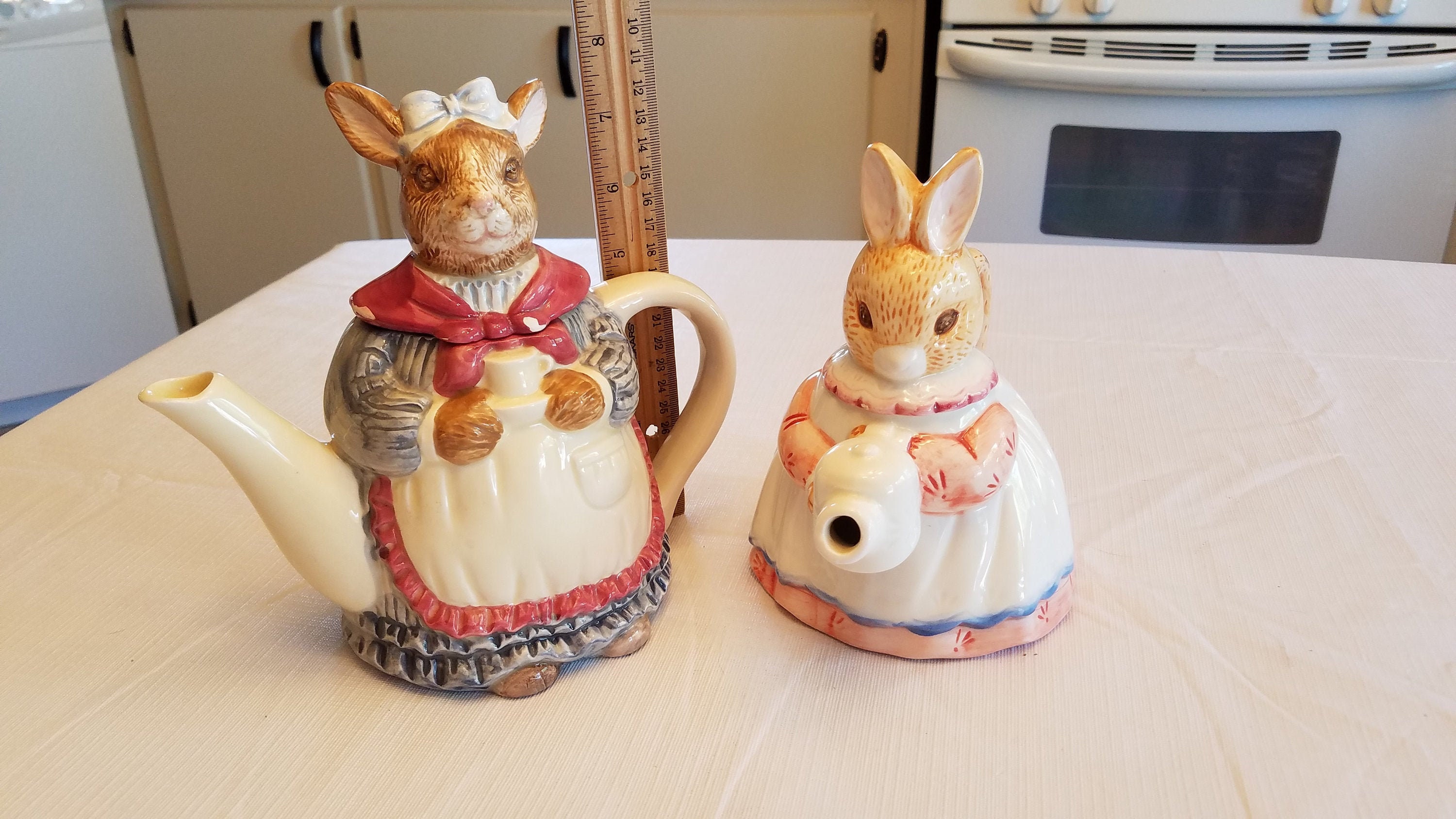 2 vintage porcelain bunny rabbit teapots / watering can | Etsy