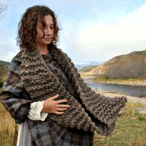 Outlander Cowl: Knitting Pattern for Claire's Chunky Scarf - Etsy