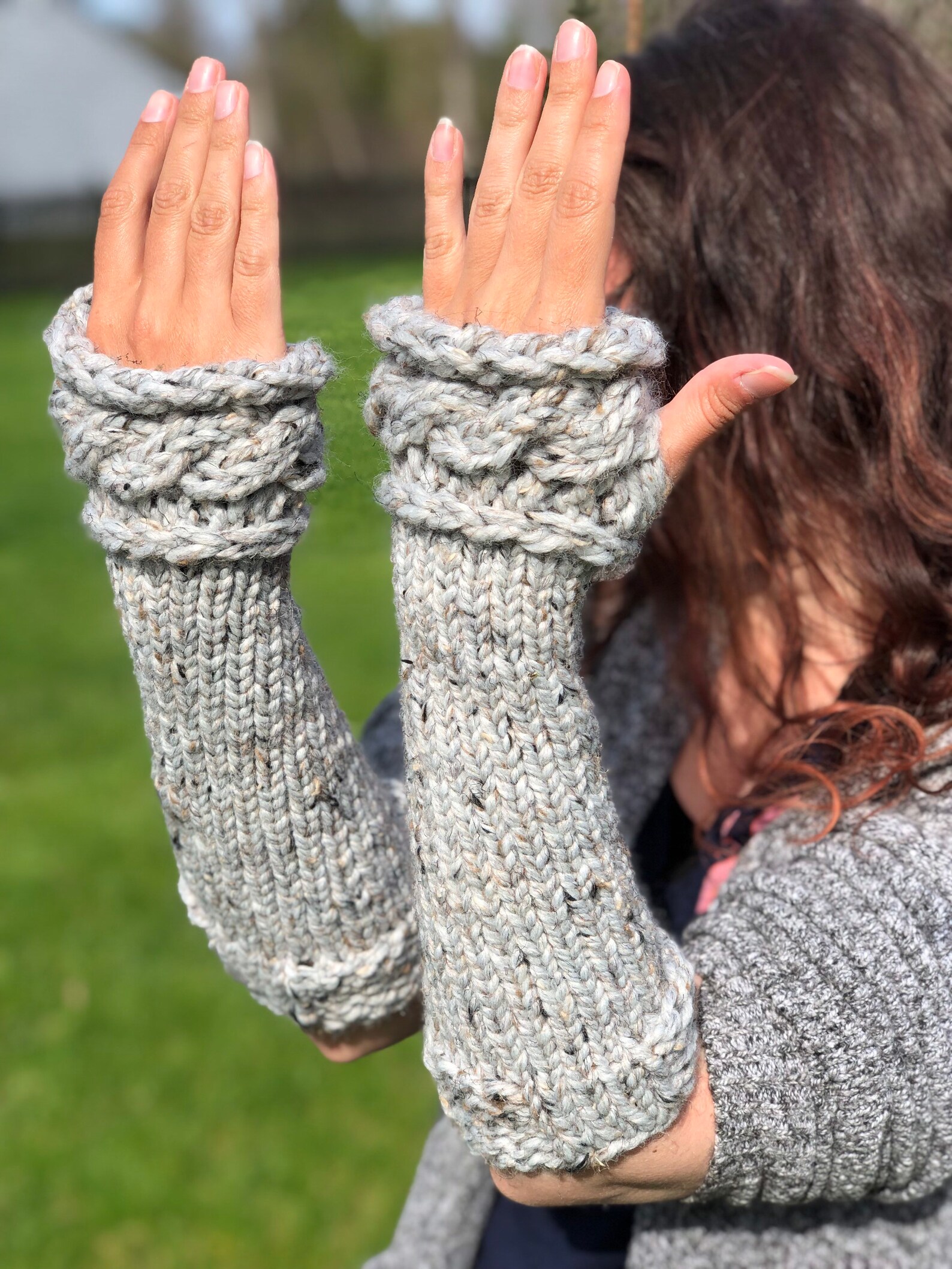 Outlander Gloves: Pattern for Claire's Arm Warmers - Etsy