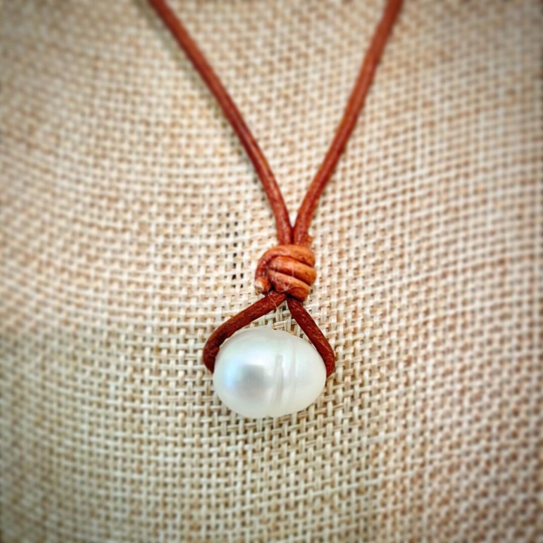 Emily Necklace White Genuine Leather & Freshwater Pearl - Etsy