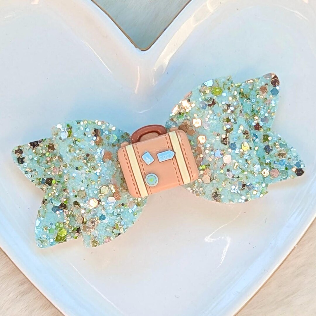 TRAVEL LUGGAGE SUITCASE Glitter Bow, World Traveler Hair Clip, Light ...
