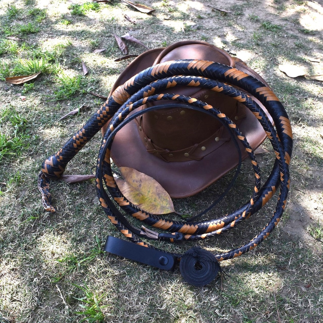 Genuine Cowhide Leather Bullwhip Indiana Jones Bullwhip 8ft & 12 Plait ...