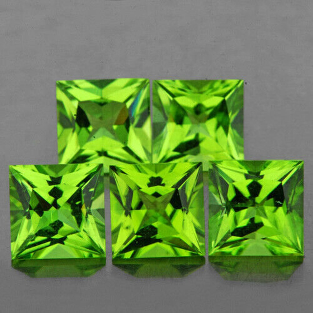 Natural Green Peridot Square Princess Cut 5.00 Mm 5 Pieces (flawless ...