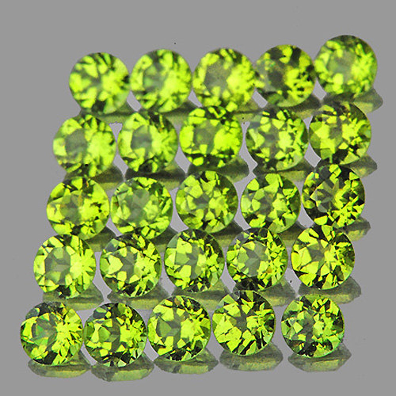 Green Peridot Round 3.00 Mm 25 Pieces Flawless-vvs Clarity - Etsy