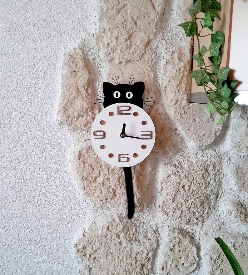 Pendulum Clock 'COSMO', Cat Clock, Tail Swings Back and Forth, Wall ...