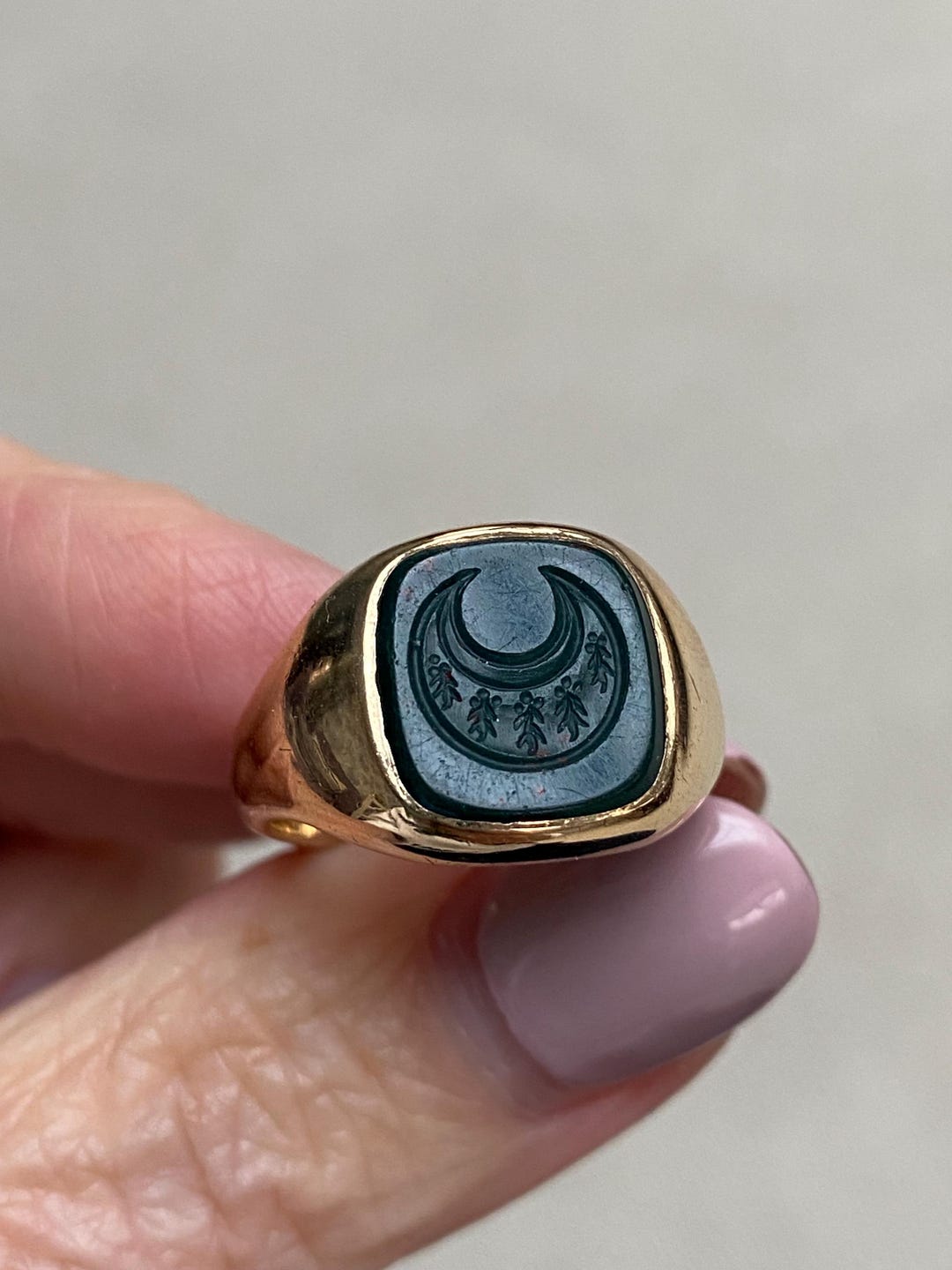 Vintage 9k Gold and Bloodstone Crescent Moon Signet Ring - Etsy