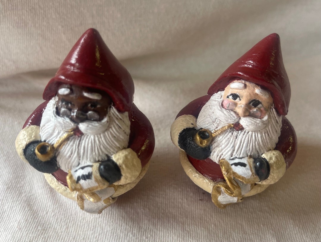 Handpainted Small “ Roly Poly Santa With List” - Etsy
