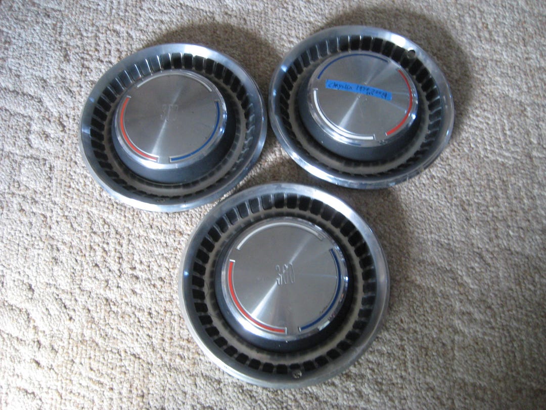 Chrysler 1970 "300" 15 Inch Hubcaps. ( Set of 3 ). - Etsy