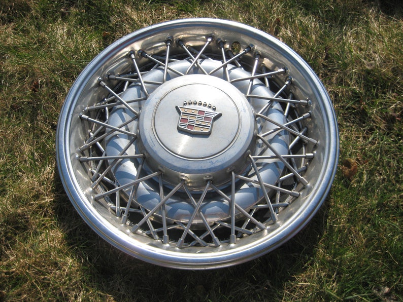Cadillac Deville 1975-84 15 Inch Wire Wheel Hubcaps. Set of 4 . - Etsy