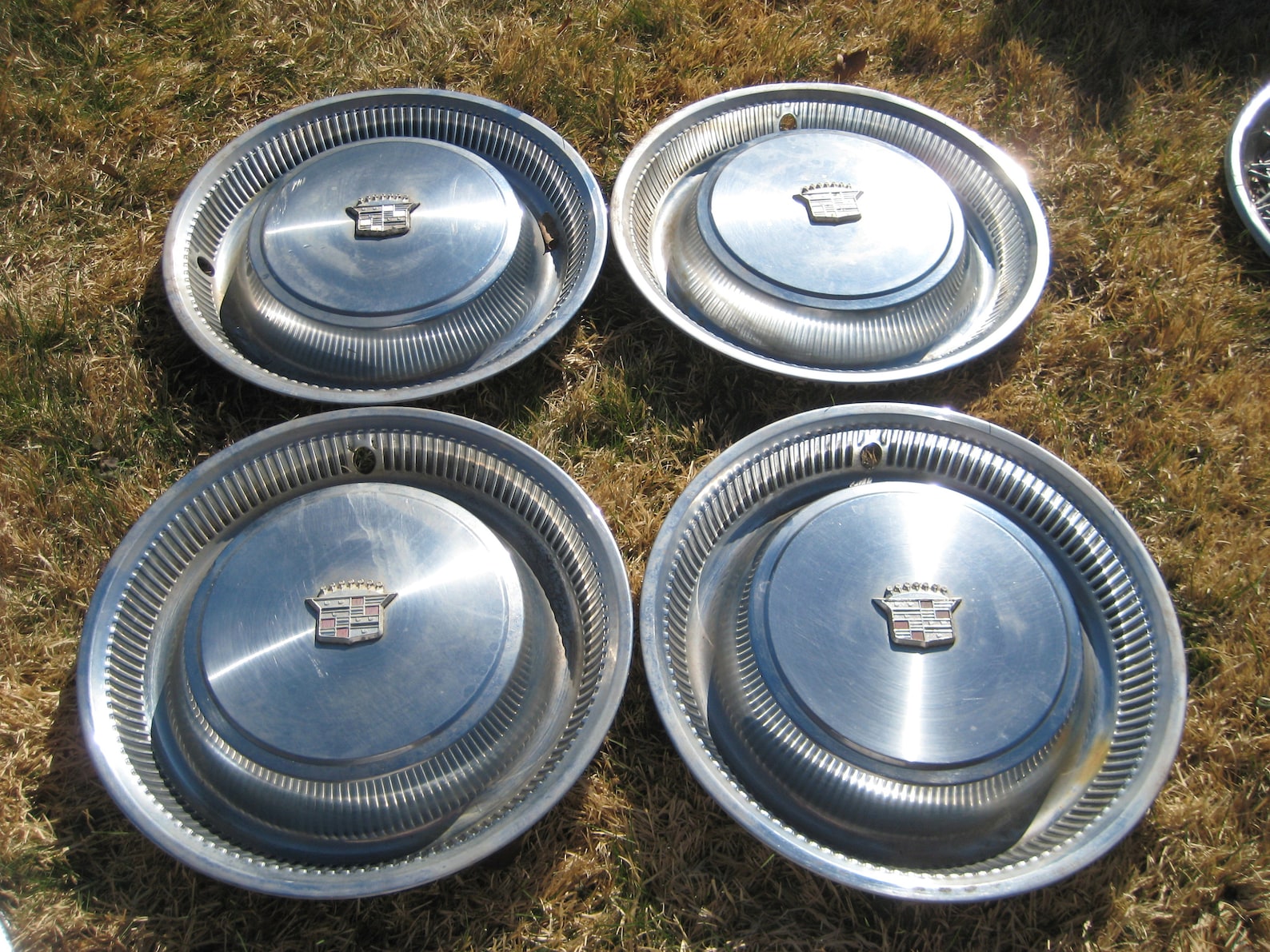 Cadillac Hubcaps. 1974-76. 15 Inch. ( Set of 4 ). - Etsy