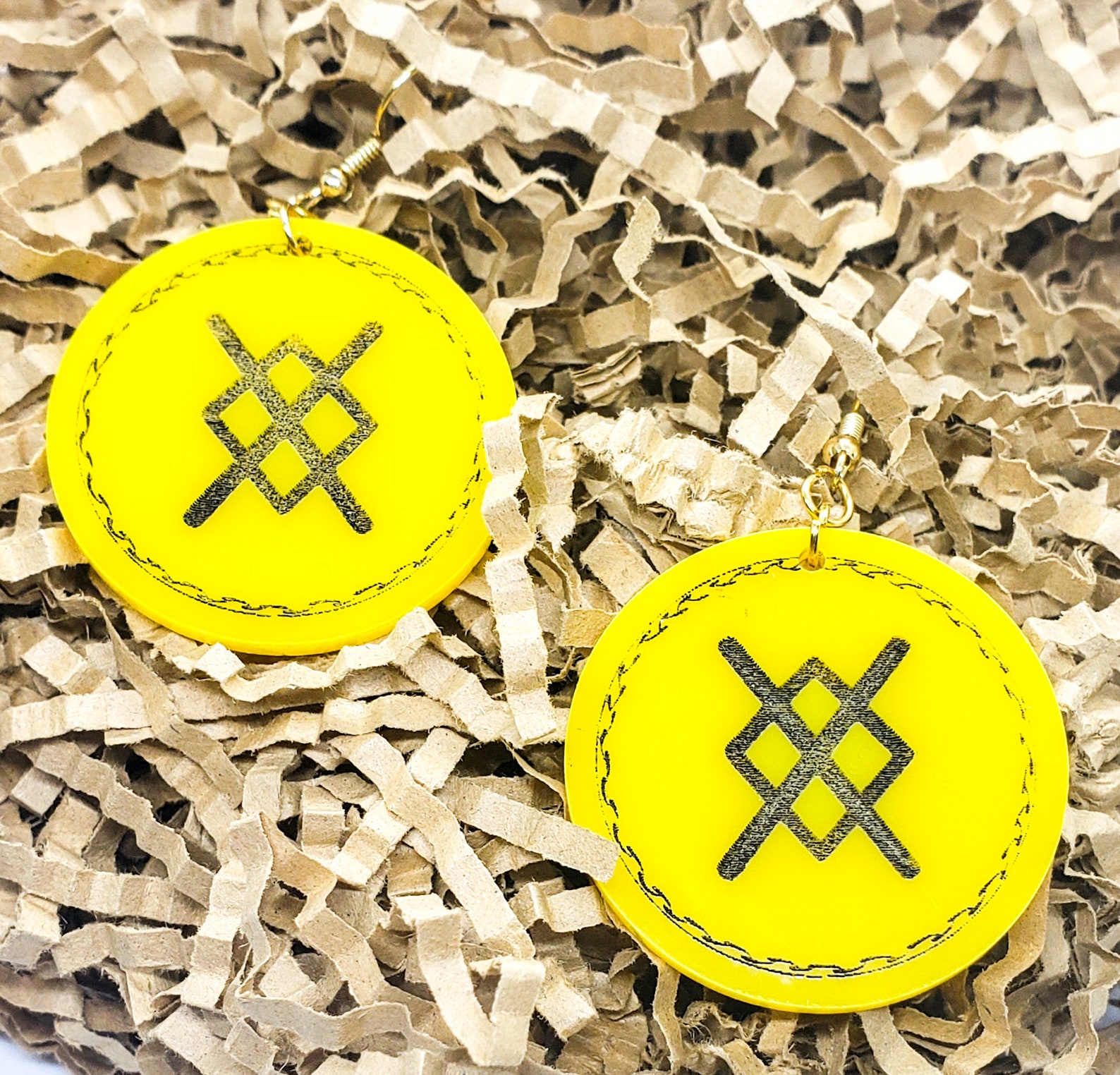 Midsommar Symbol Yellow Earrings - Gift for Daughter - Etsy