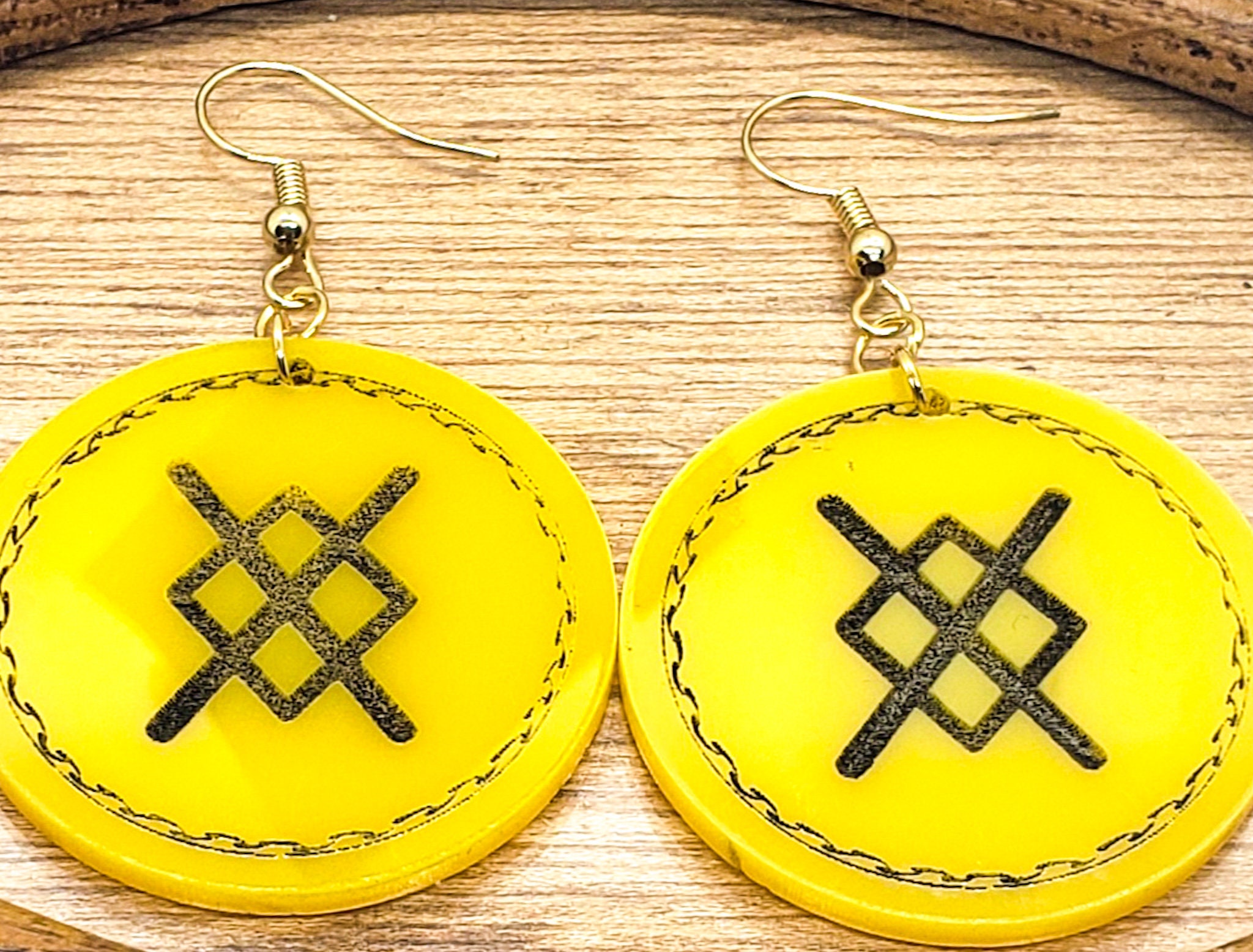 Midsommar Symbol Yellow Earrings - Gift for Daughter - Etsy