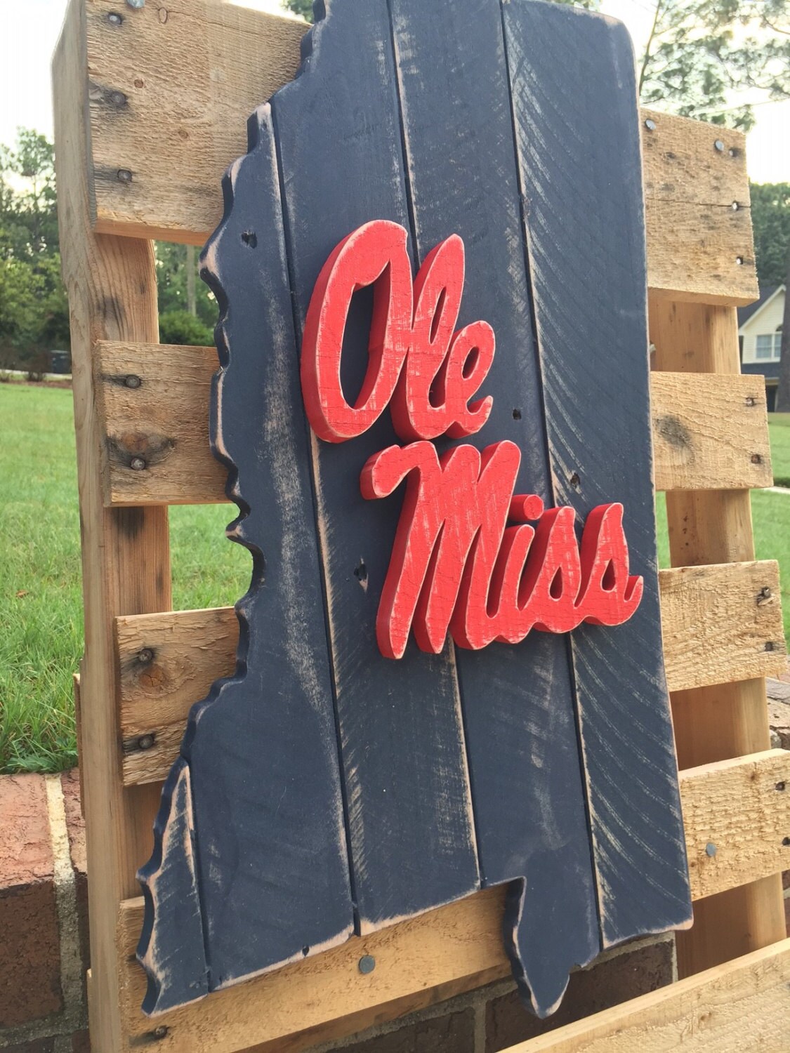 State of Mississippi Wood Pallet Sign, With Mississippi's Ole Miss Logo ...