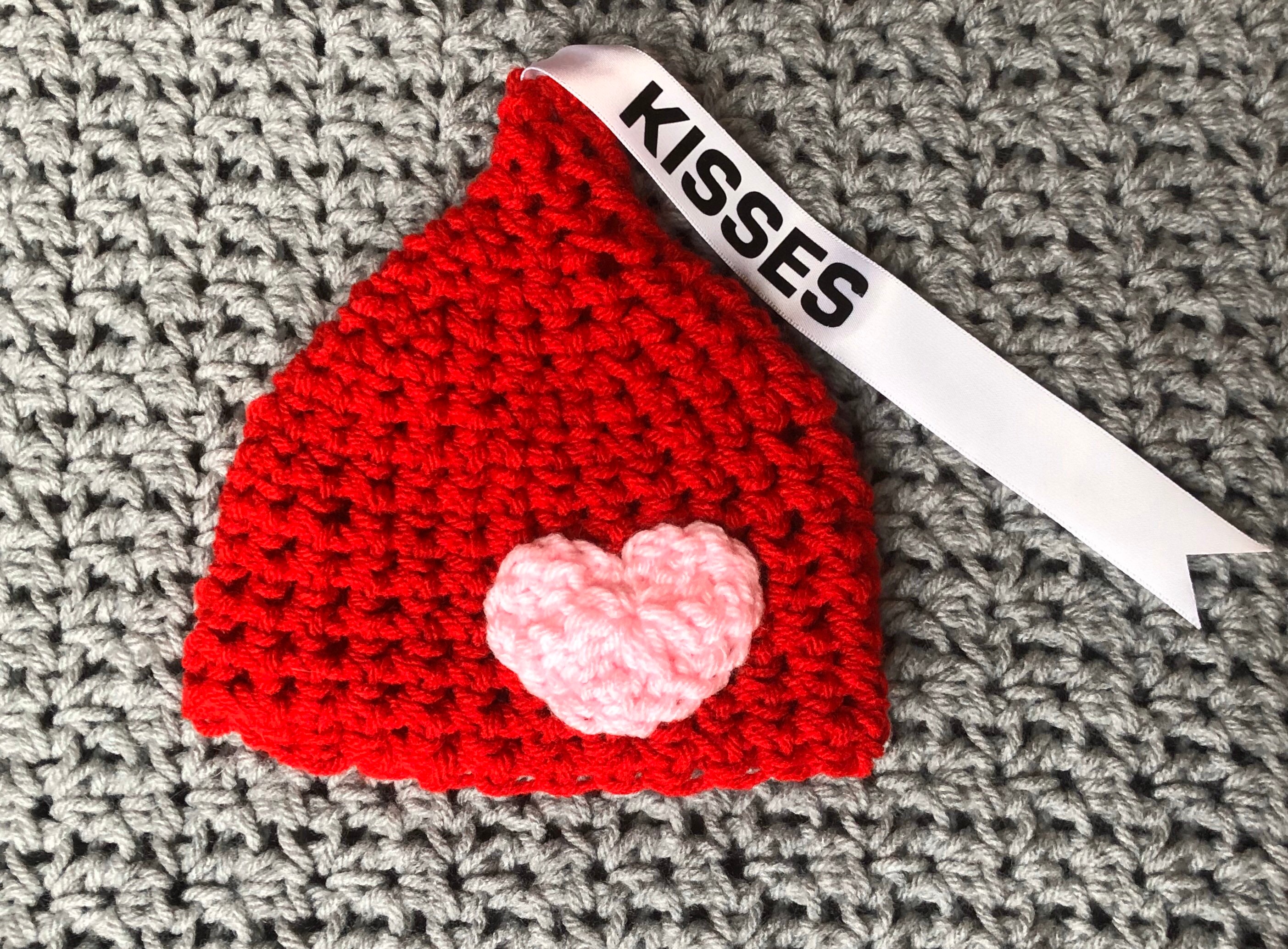 Valentines Crocheted Hershey Kiss Hat Set with hearts. Red and | Etsy
